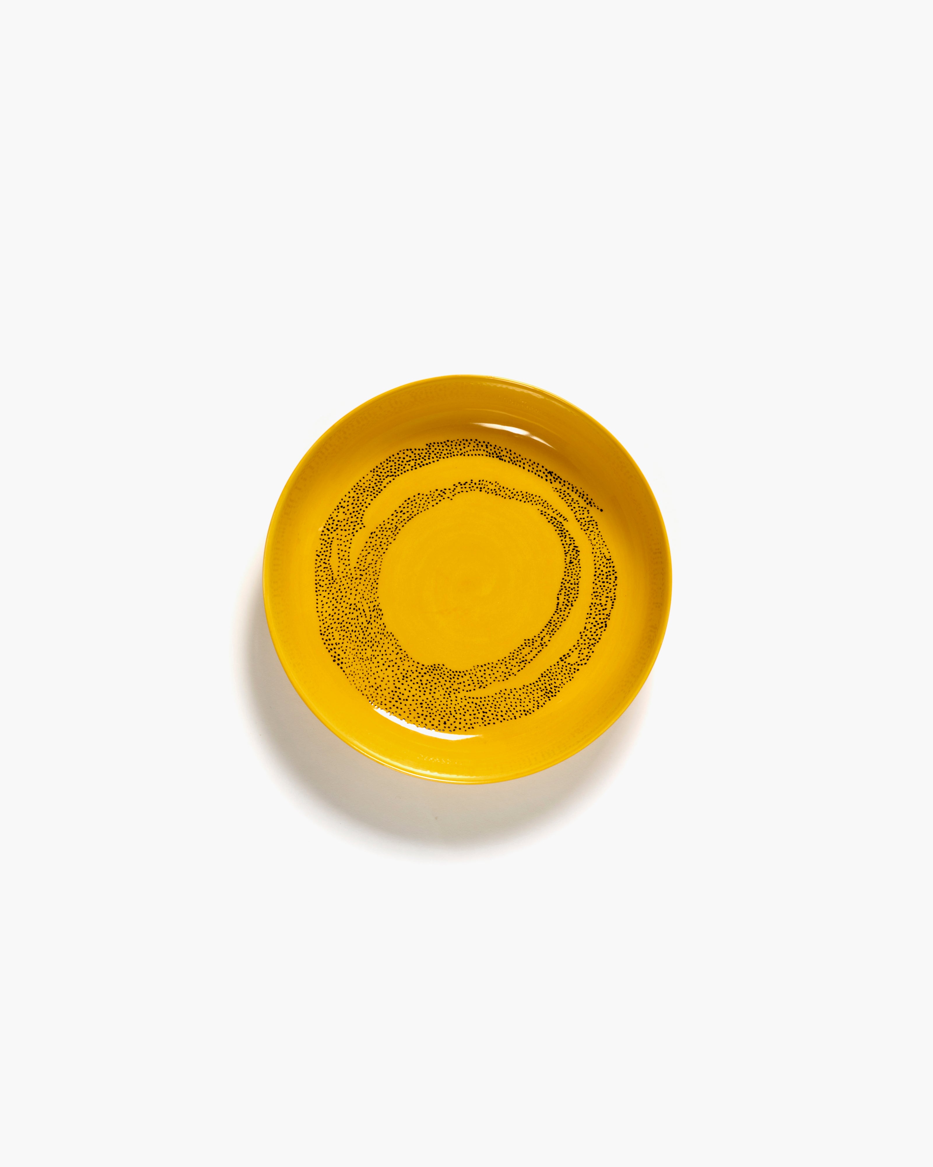 Plate high yellow - black dots Feast – Serax US